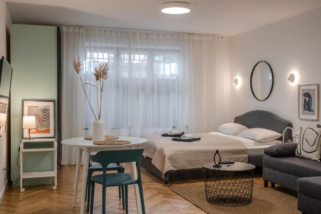 Studijos nuoma Kauno centre, Kęstučio g. | URBAN RENT